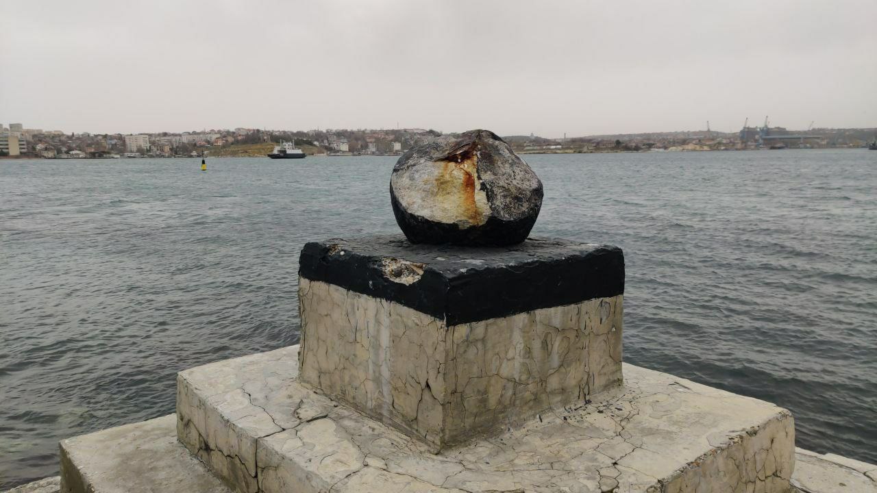 Occupied Sevastopol Turns into Scrapyard amid Garbage Scams ...